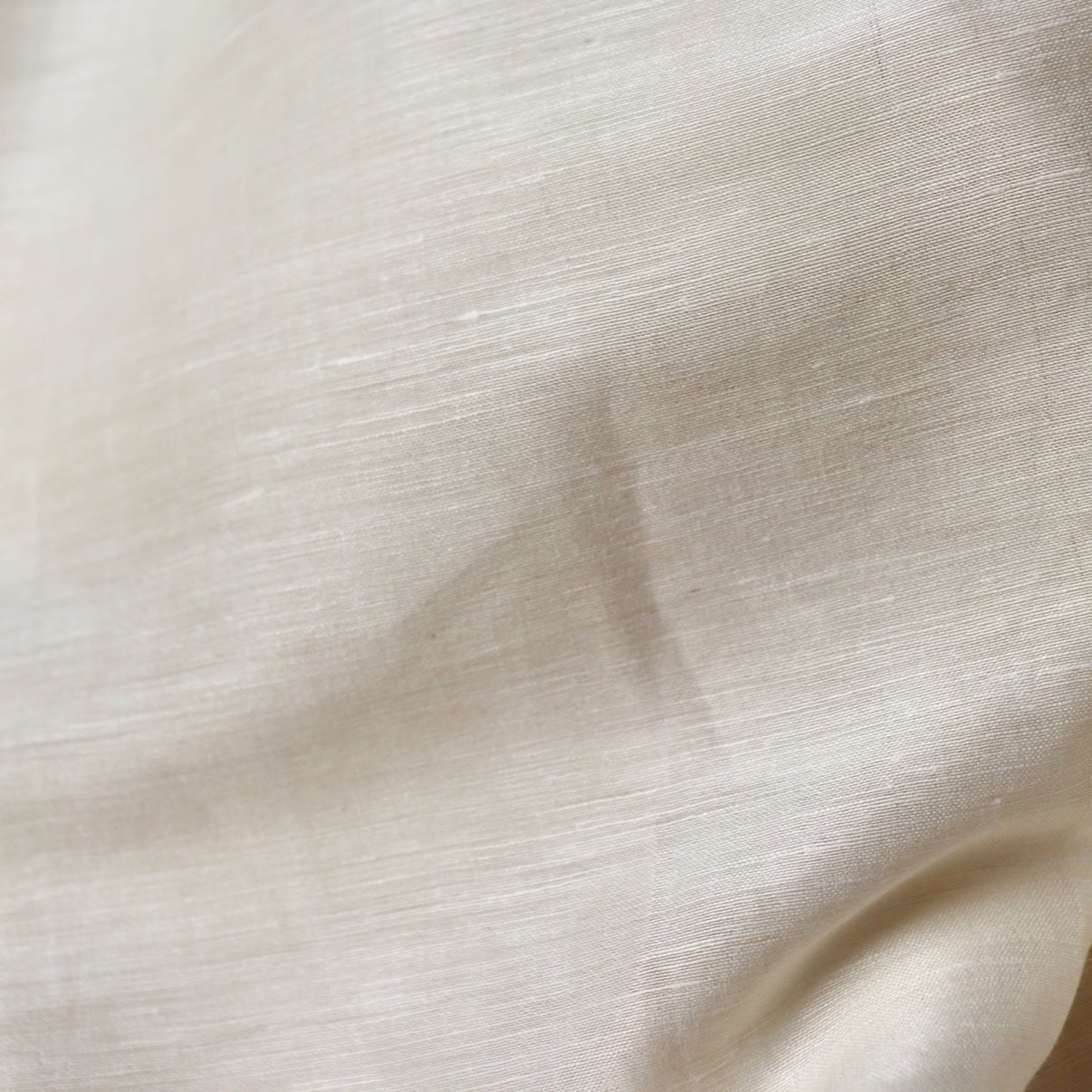 Meringue Slubbed Silk Linen – Loom and Stars